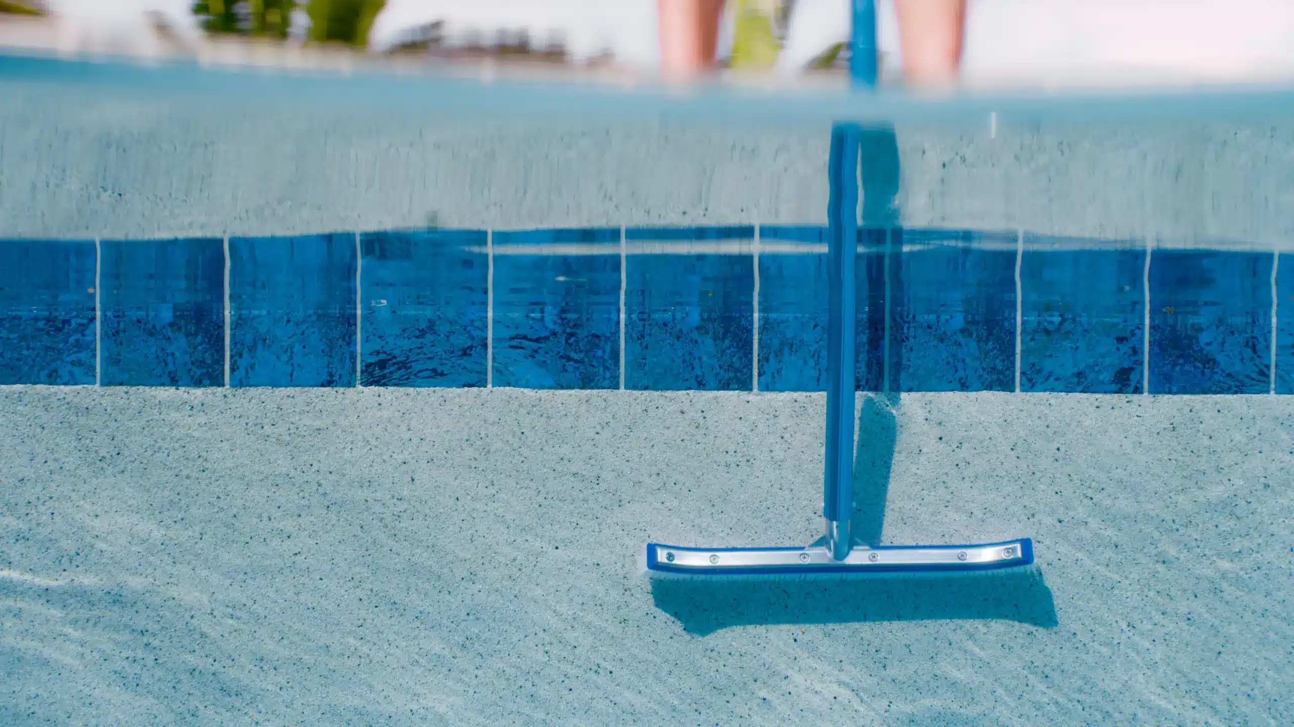 How to Take Care of a Swimming Pool - Clorox® Pool&Spa™
